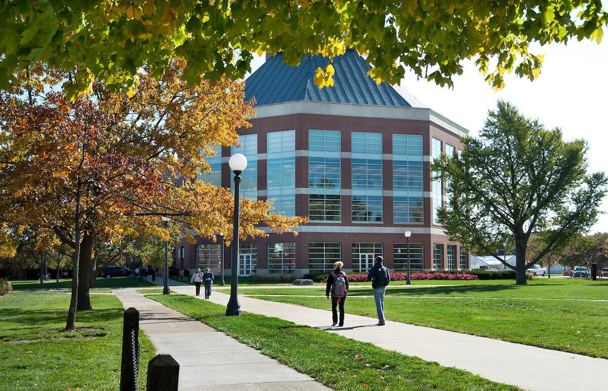 Fifteen new faculty members join ACES | College of Agricultural, Consumer & Environmental ...